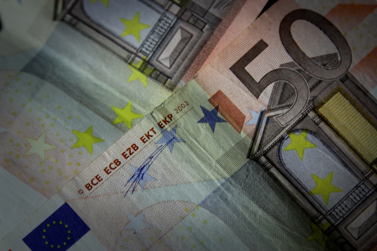 Επιστρέφει η επιταγή ακρίβειας το 2023: Λιγότεροι δικαιούχοι - Τι ...